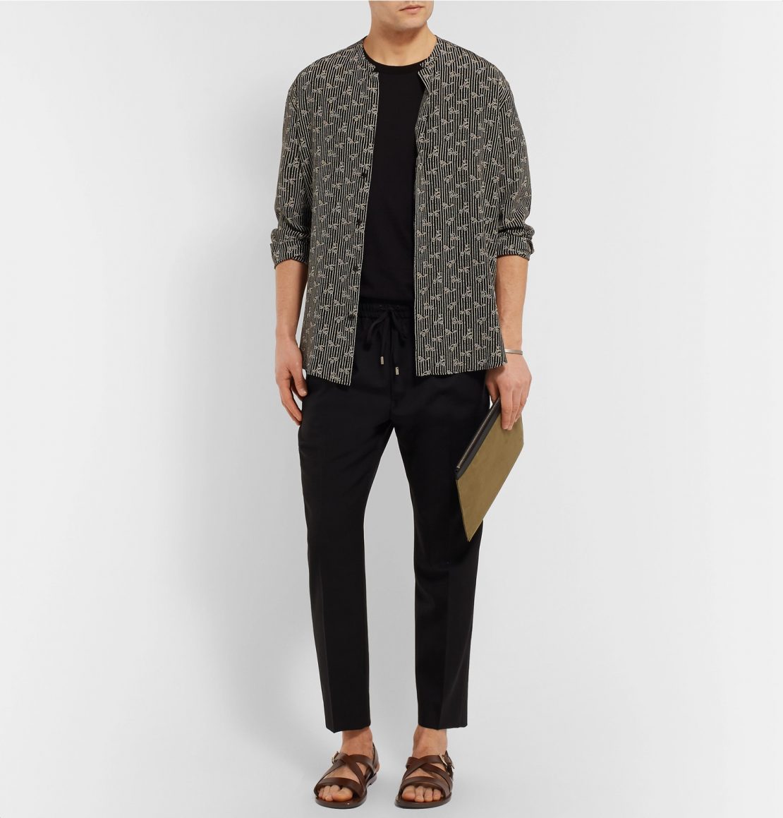 Quelles chaussures d'été pour homme choisir ? Les alternatives à la tong