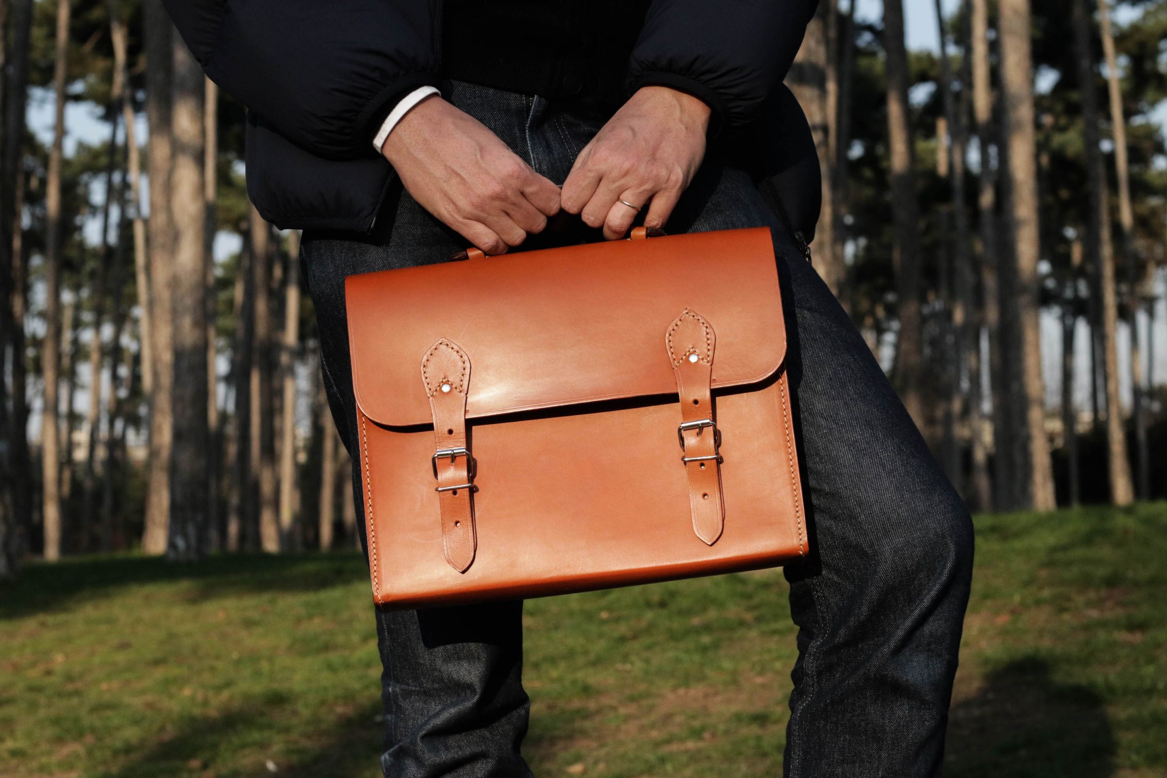 Valet de Pique : un sac en cuir robuste fabriqué à Paris