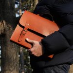 Valet de Pique : un sac en cuir robuste fabriqué à Paris